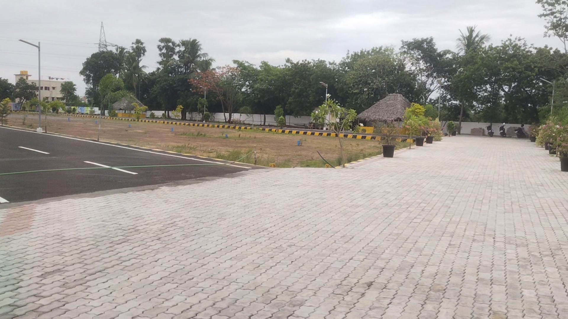 Plot/ Land for Sale in KUMARAN HIGHWAY CITY Kuthambakkam chennai @ 63 ...